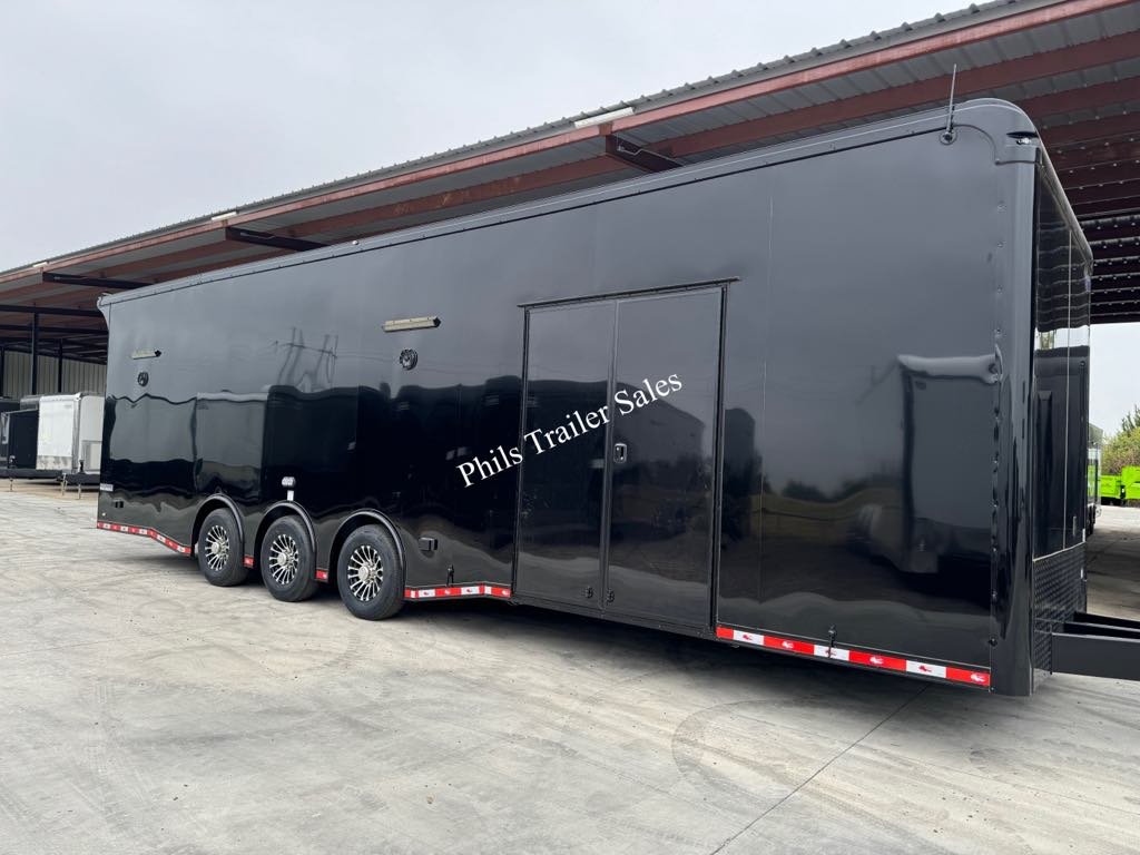New 2025 CONTINENTAL CARGO NEW 85X32 ENCLOSED RACE CAR TRAILER LATE ...