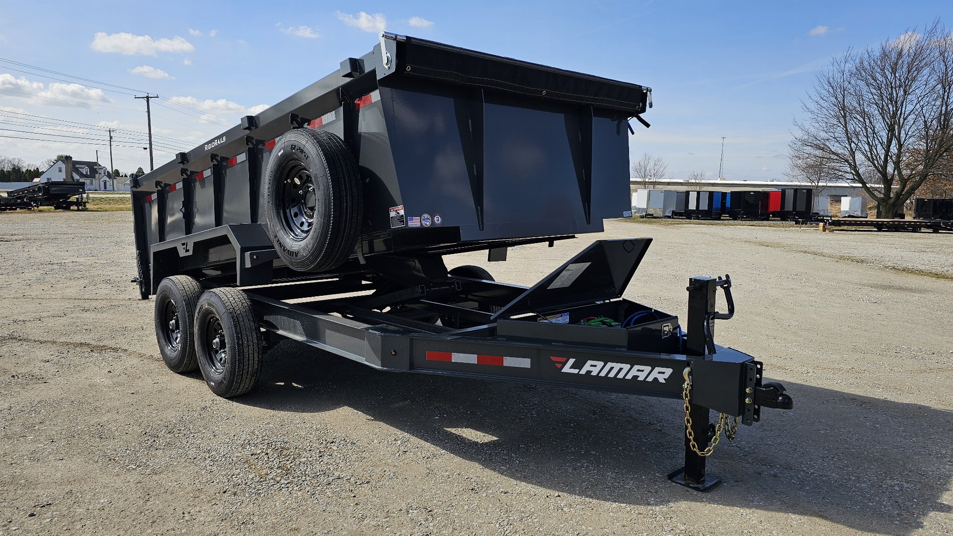 New 2024 LAMAR TRAILERS 83X14' , 36" Sidewalls, 14 Ply Tires | Dalton Ohio