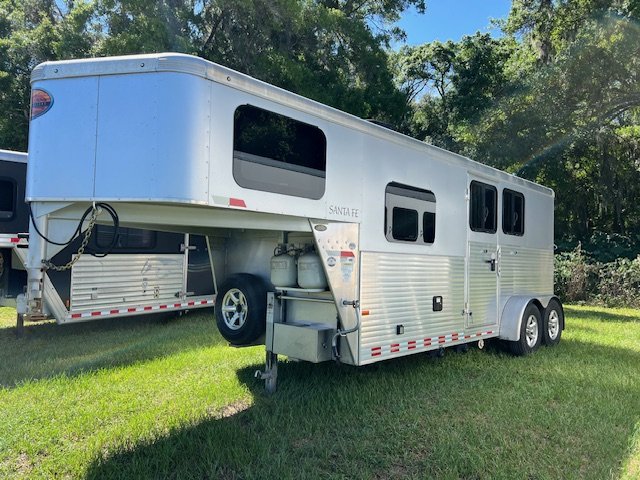 Used 2016 Sundowner Trailers 2 horse with 6' living quarters | Ocala ...