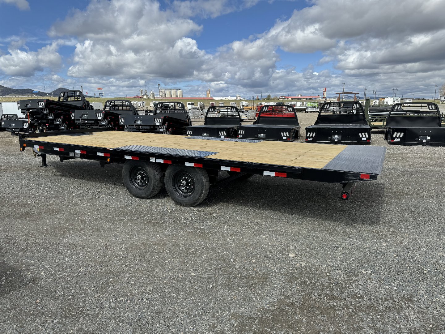 New 2024 BIG TEX 14OT-22' DECKOVER TILT | Three Forks Montana