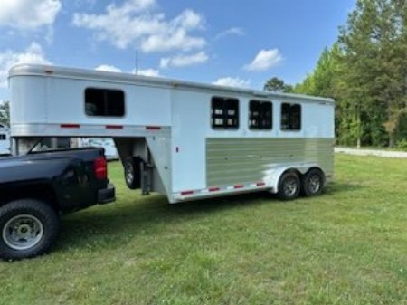 Pre-Owned Inventory - Horse Pro Trailers