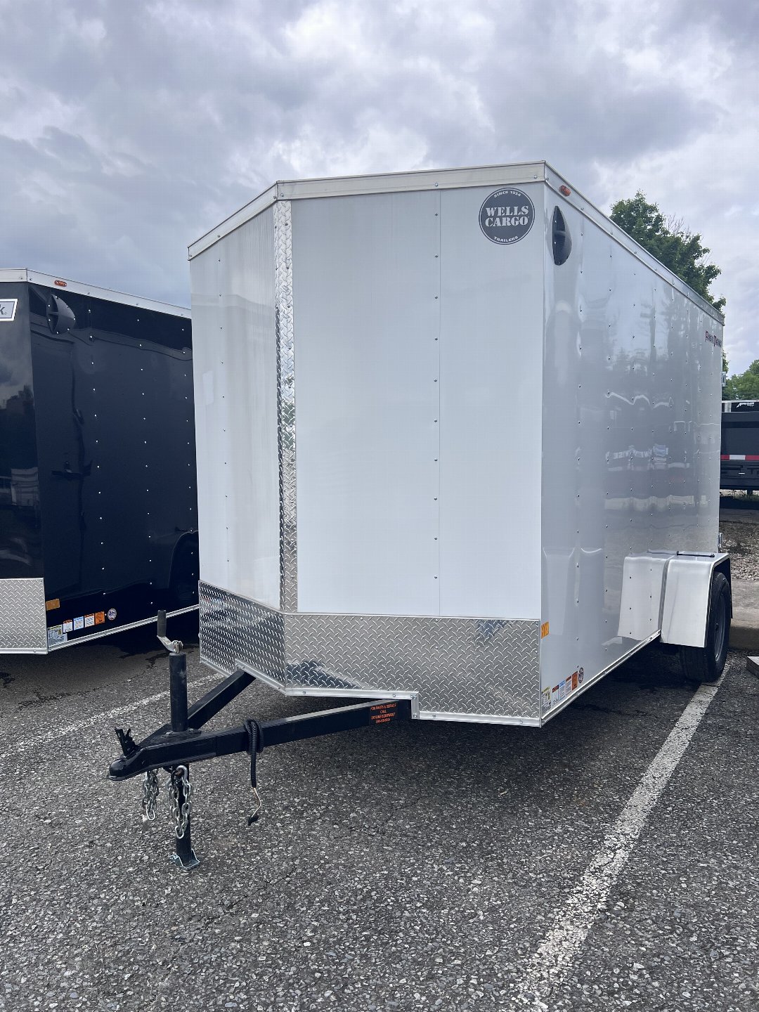 Cargo / Enclosed Trailers - Skyline Equipment