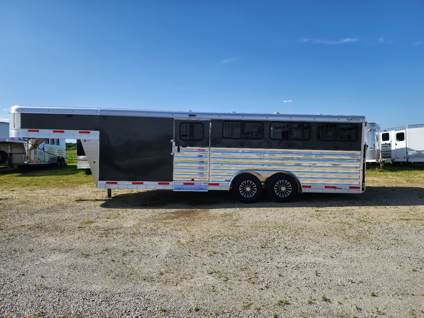 8 Pen Trailers - Walls Trailer Sales