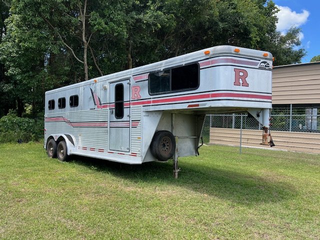 Used 1996 SUNDOWNER 3 horse gooseneck Horse Trailer | Ocala Florida