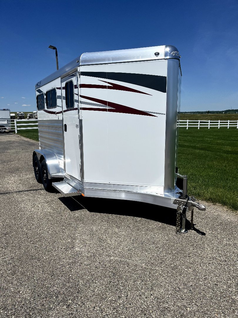 New 2025 4-Star Trailers 2H BP Slant Horse Trailer | Randolph Minnesota