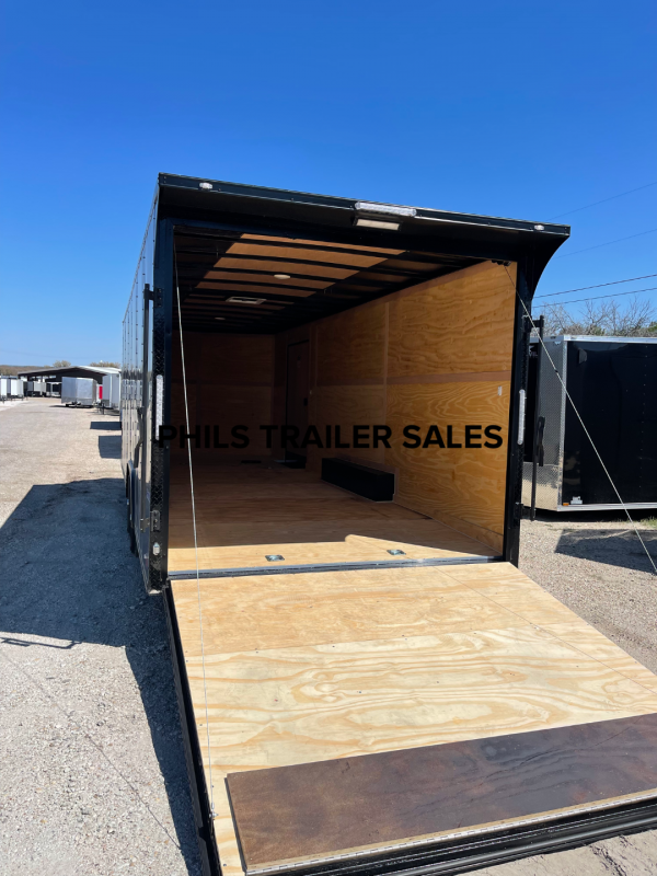 New Continental Cargo 28 Enclosed Trailer car hauler Car / enclosed ...