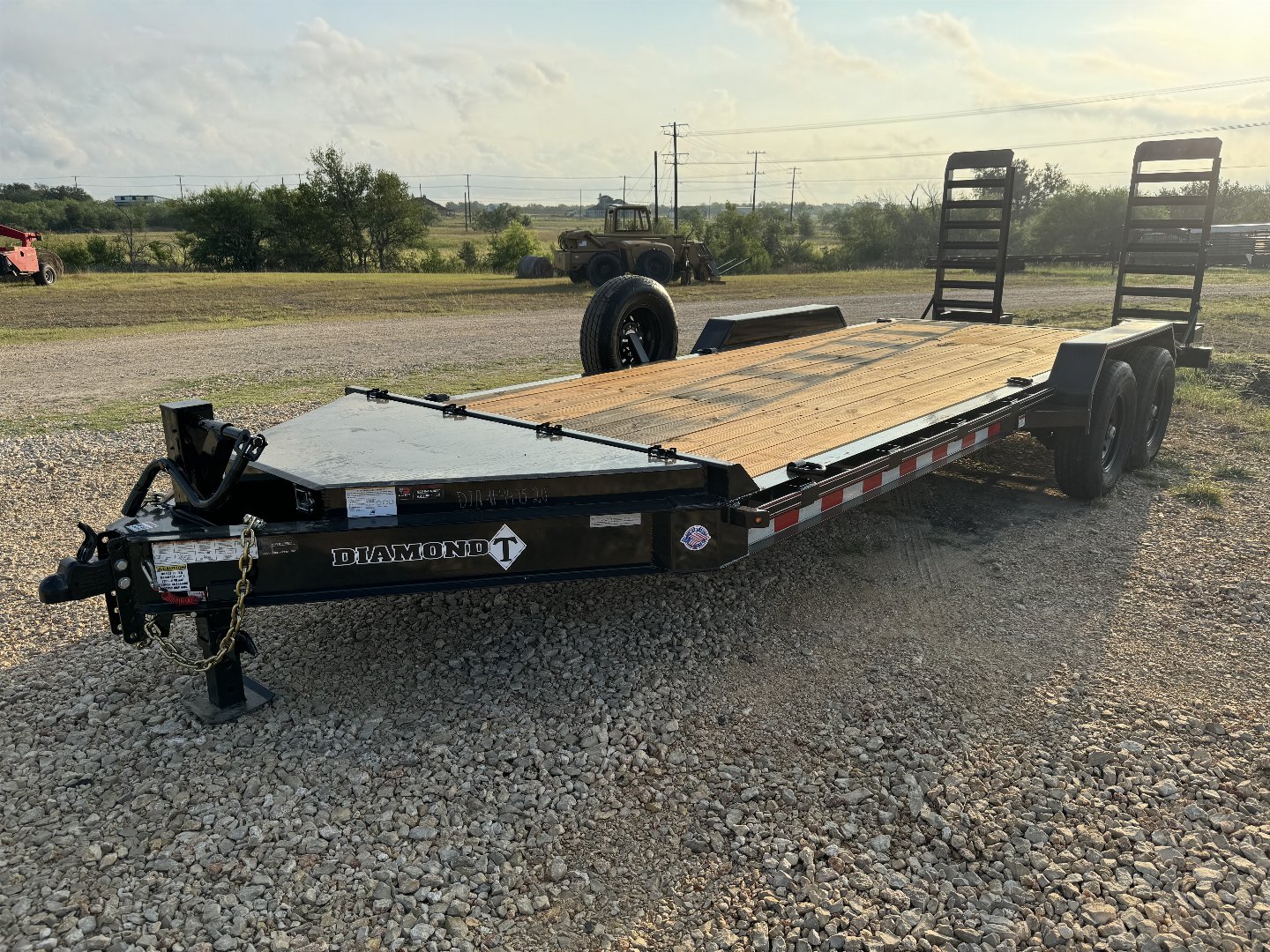 Equipment Trailers - 5E Trailers LLC
