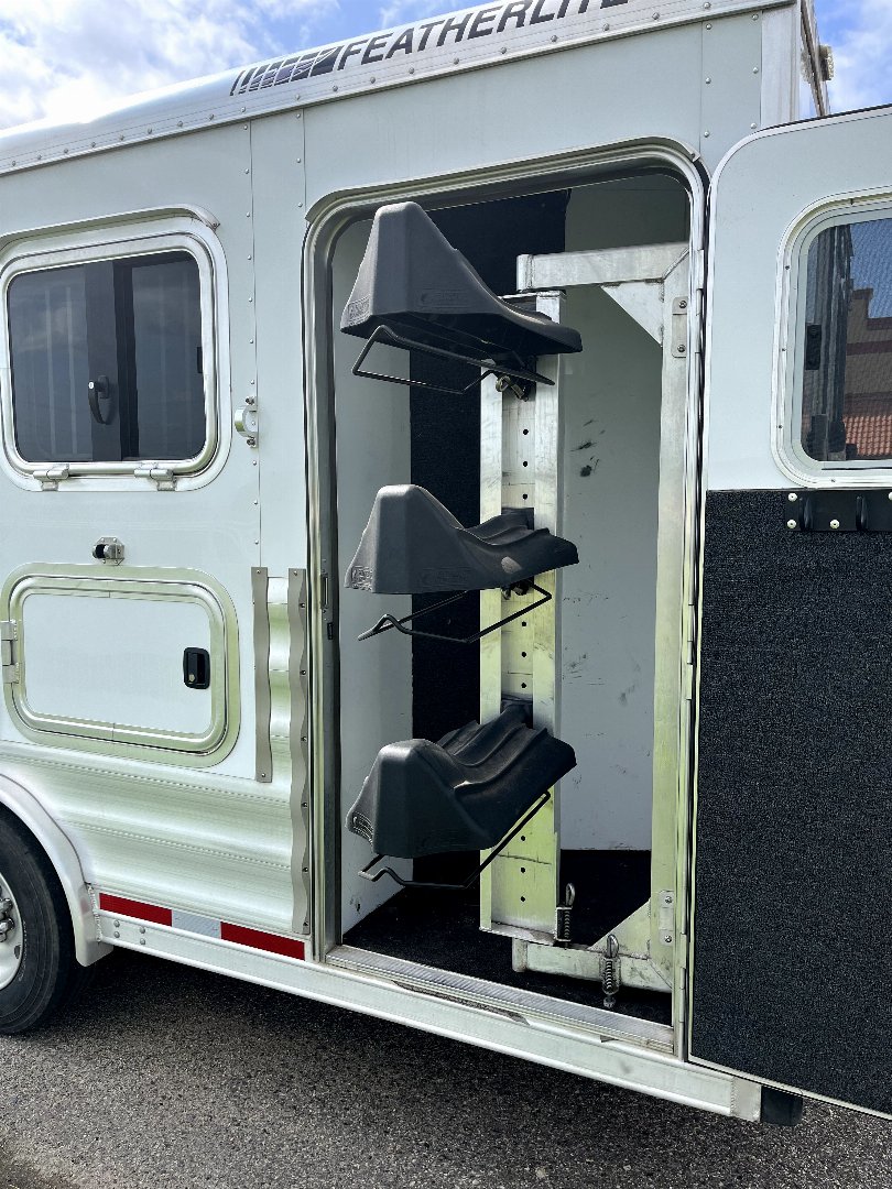 Used 2016 Featherlite Trailers 4H 16' LQ Horse Trailer | Randolph Minnesota