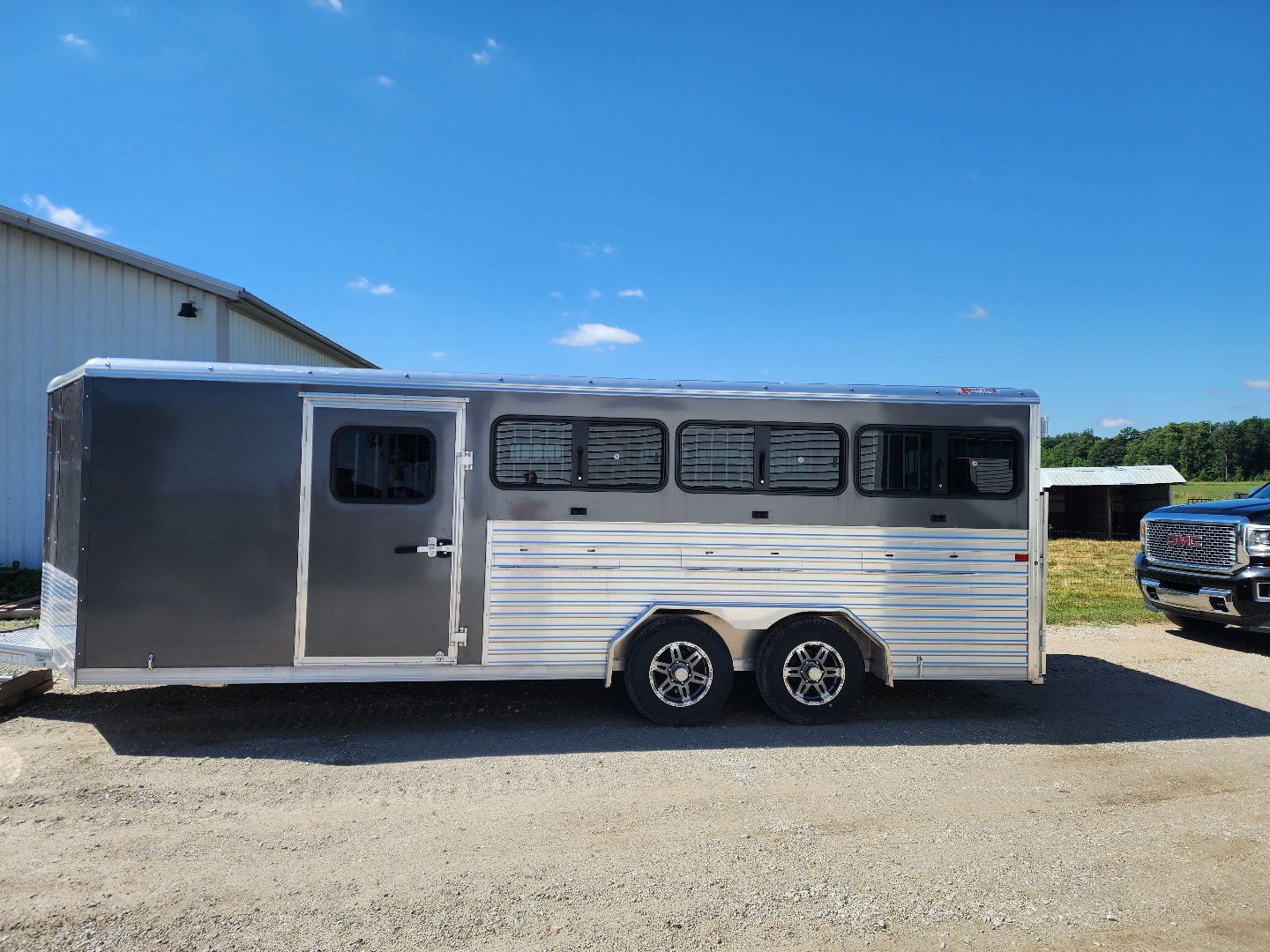 8 Pen Trailers - Walls Trailer Sales