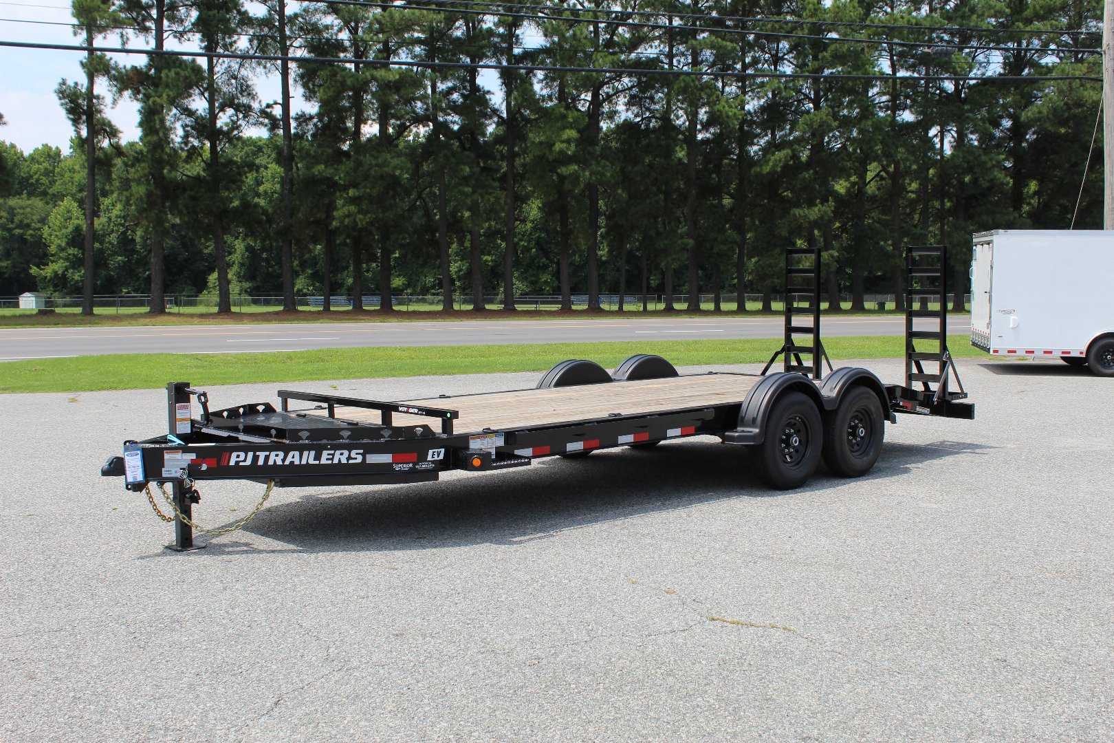 New 2025 PJ Trailers 20' EV 14K Equipment Trailer | Suffolk Virginia