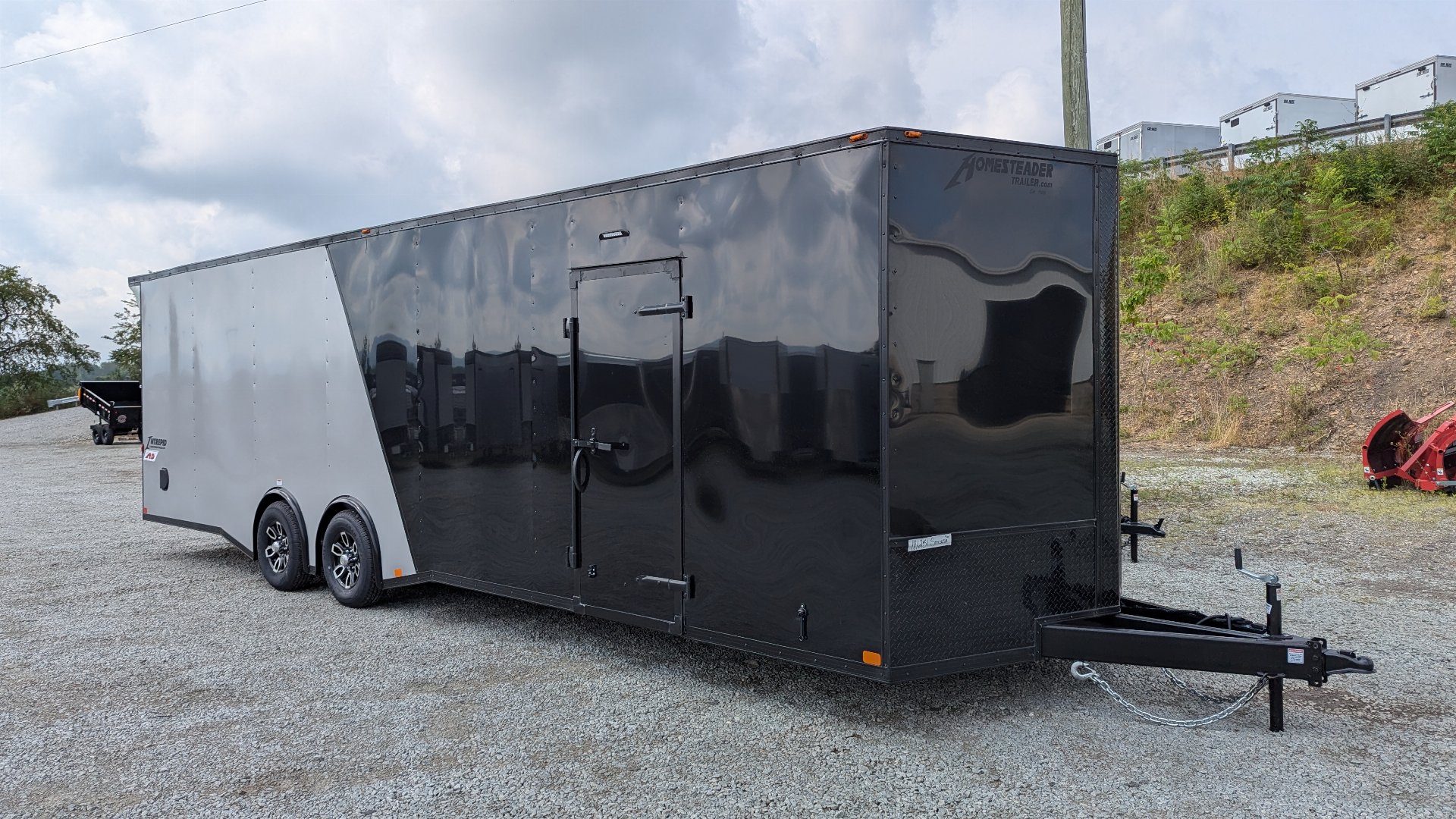 New 2025 Homesteader 8.5 x 28 HD SERIES Intrepid Car Hauler w/ Ramp (84 ...