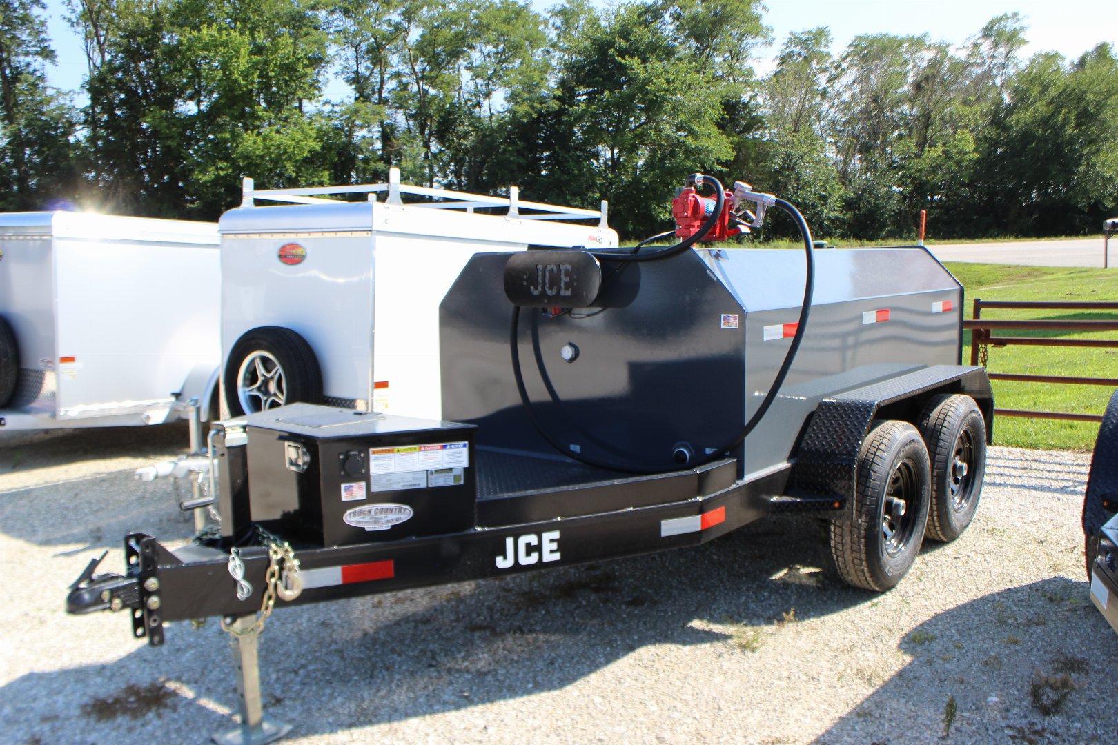 New 2025 JCE 750 Gal. Fuel Trailer | Versailles Missouri