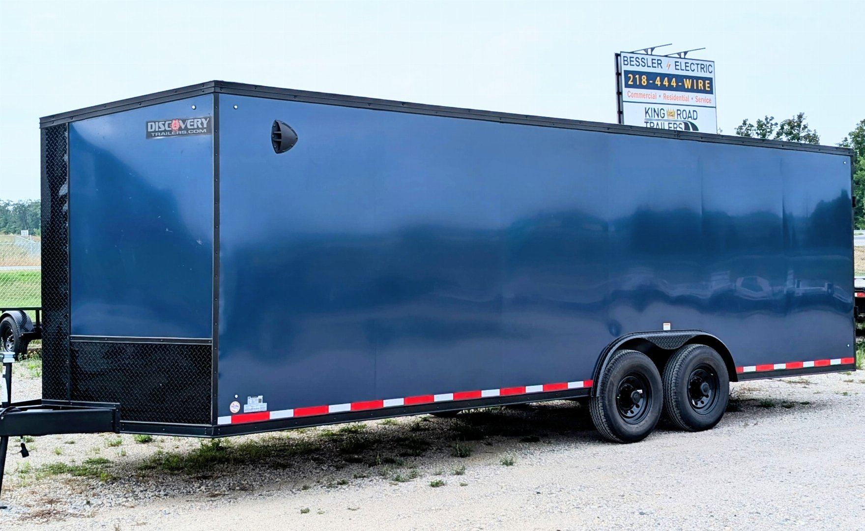 New 2025 Discovery Trailers 8.5X24 TA 7K Cargo / Enclosed Trailer ...