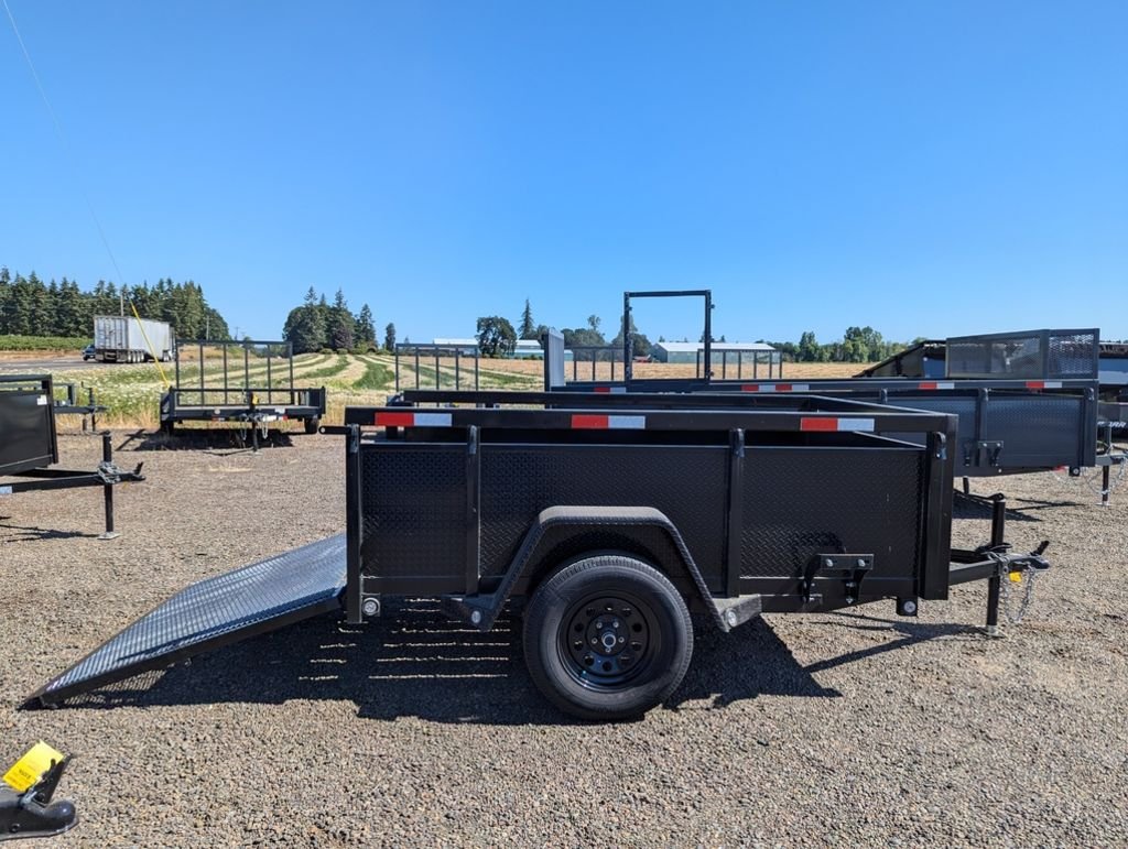 New 2023 Fabform Industries Deluxe Box DBX58-3K Utility Trailer ...