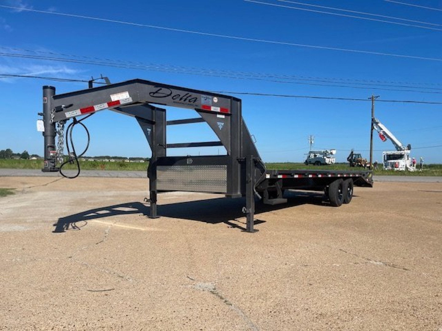 New 2025 Delta Trailers 20+5 (15.4K) Goosenck Flatbed Trailer ...