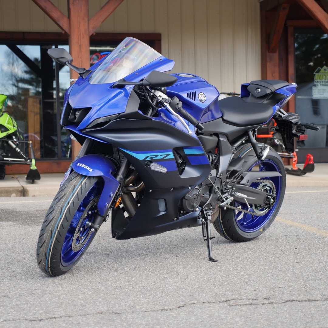 New 2024 Yamaha YZF-R7 Motorcycle (Street) | Amsterdam New York