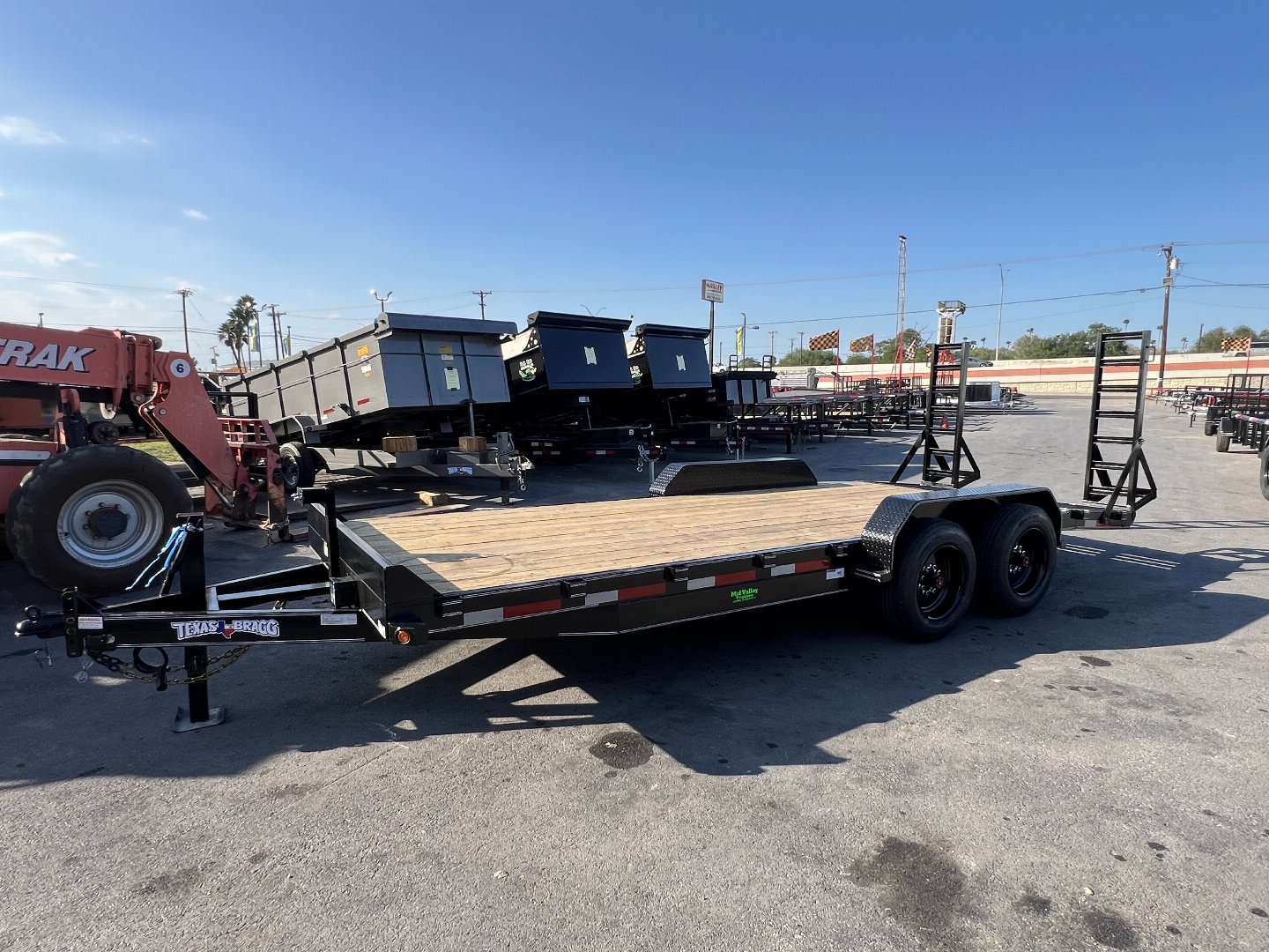 Home - Mid Valley Trailers in Texas