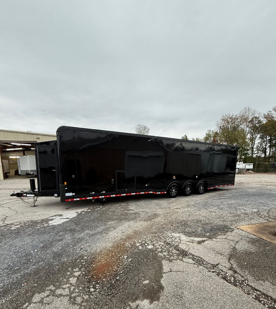 New 2025 CARGO MATE ELIMINATOR SS 8.5' X 34' BATHROOM | Rogersville Alabama