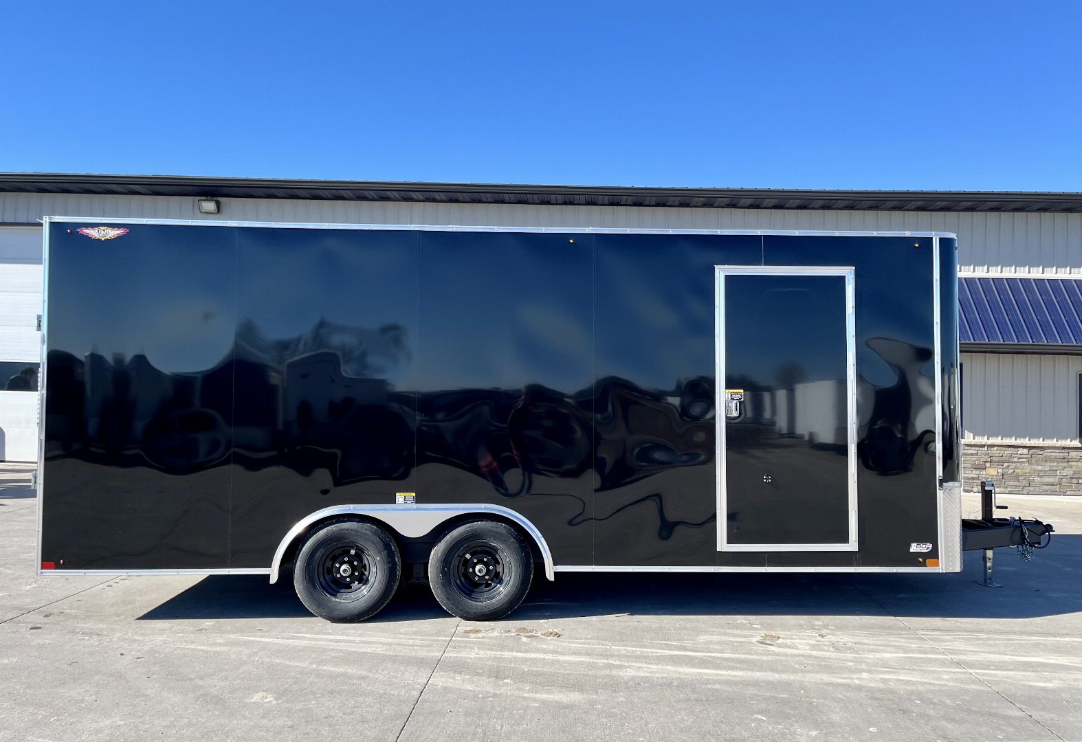 New 2025 H&H Trailers 8.5'x20' 10k Flat Top V-Nose Enclosed Car Hauler ...