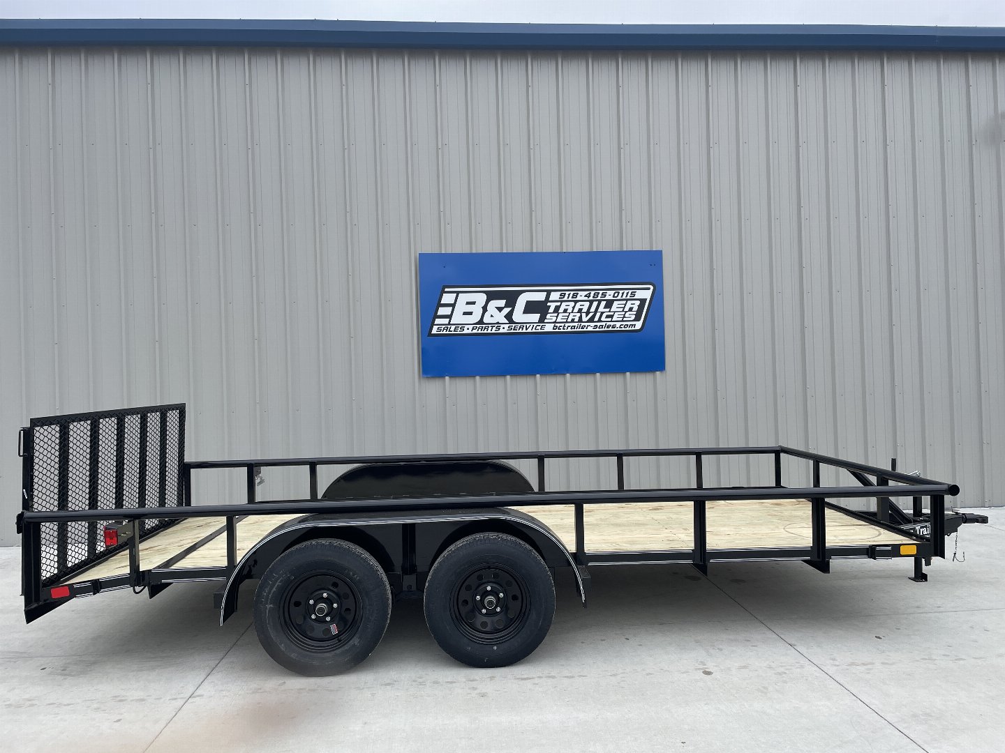 New 2025 DAVIDSON 83X16 (2)TANDEM AXLE PIPE TOP UTILITY W/36" GATE ...