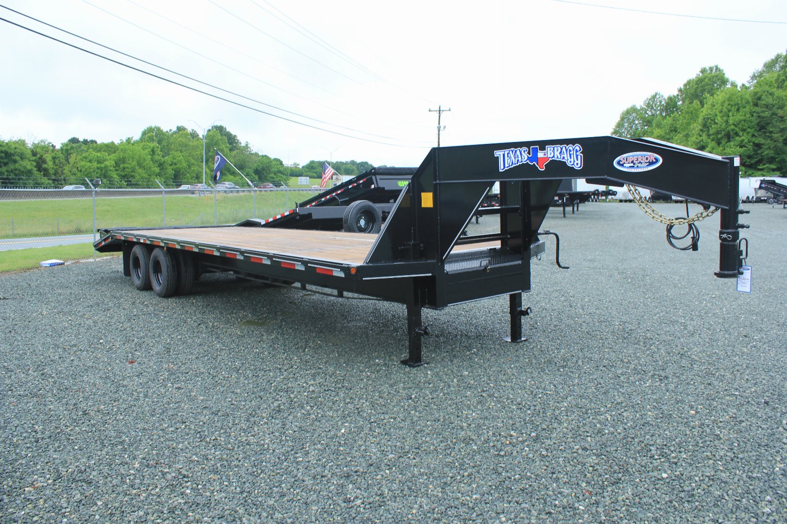 New 2025 TEXAS BRAGG TRAILERS Gooseneck 25+5 20K Flatbed Trailer ...