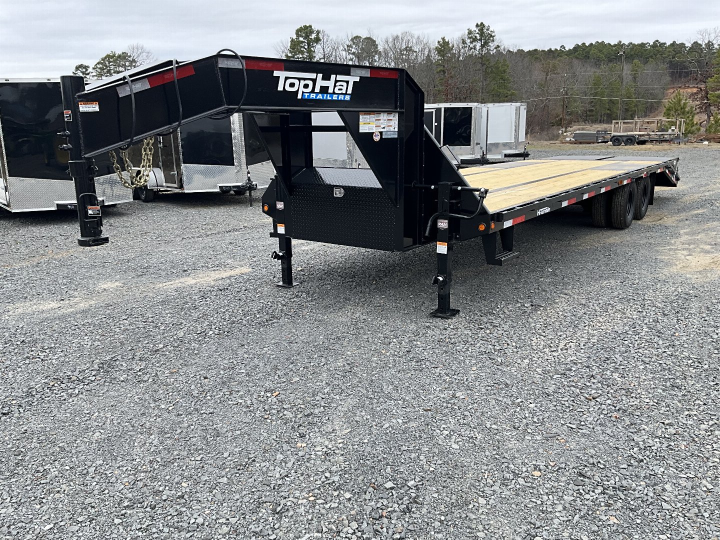 New 2025 TOP HAT TRAILERS Deckover Gooseneck 25+5 24k GVWR with Jumbo ...