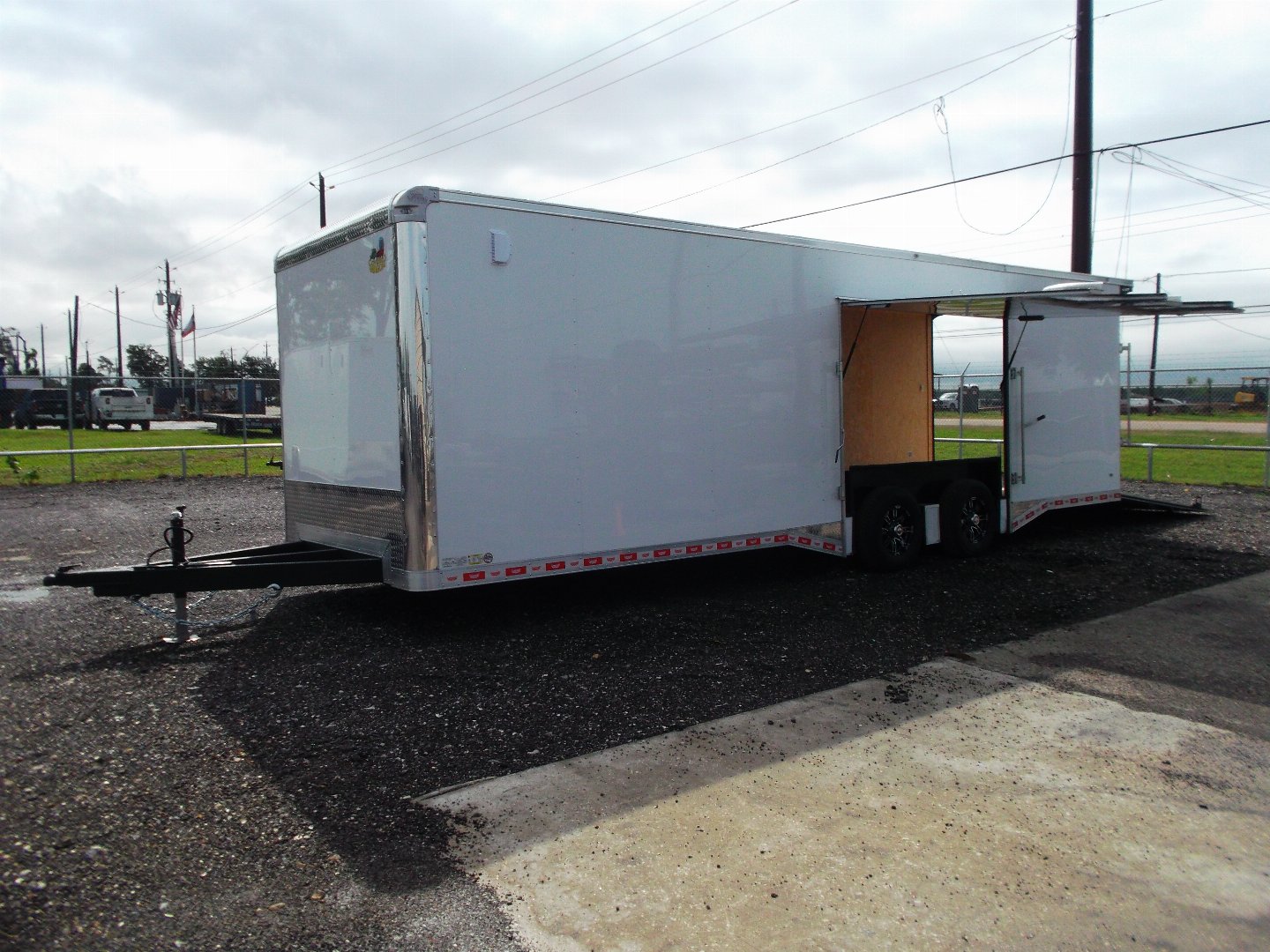 New 2025 COVERED WAGON 8.5x28 Enclosed Race Trailer / Cargo Trailer ...