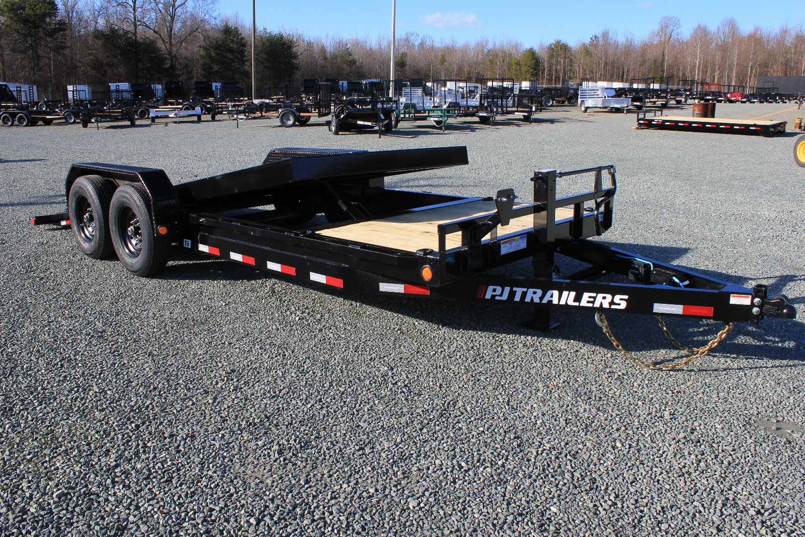 New 2025 PJ TRAILERS 20ft T6 14K Tilt Trailer w/ Toolbox | Suffolk Virginia