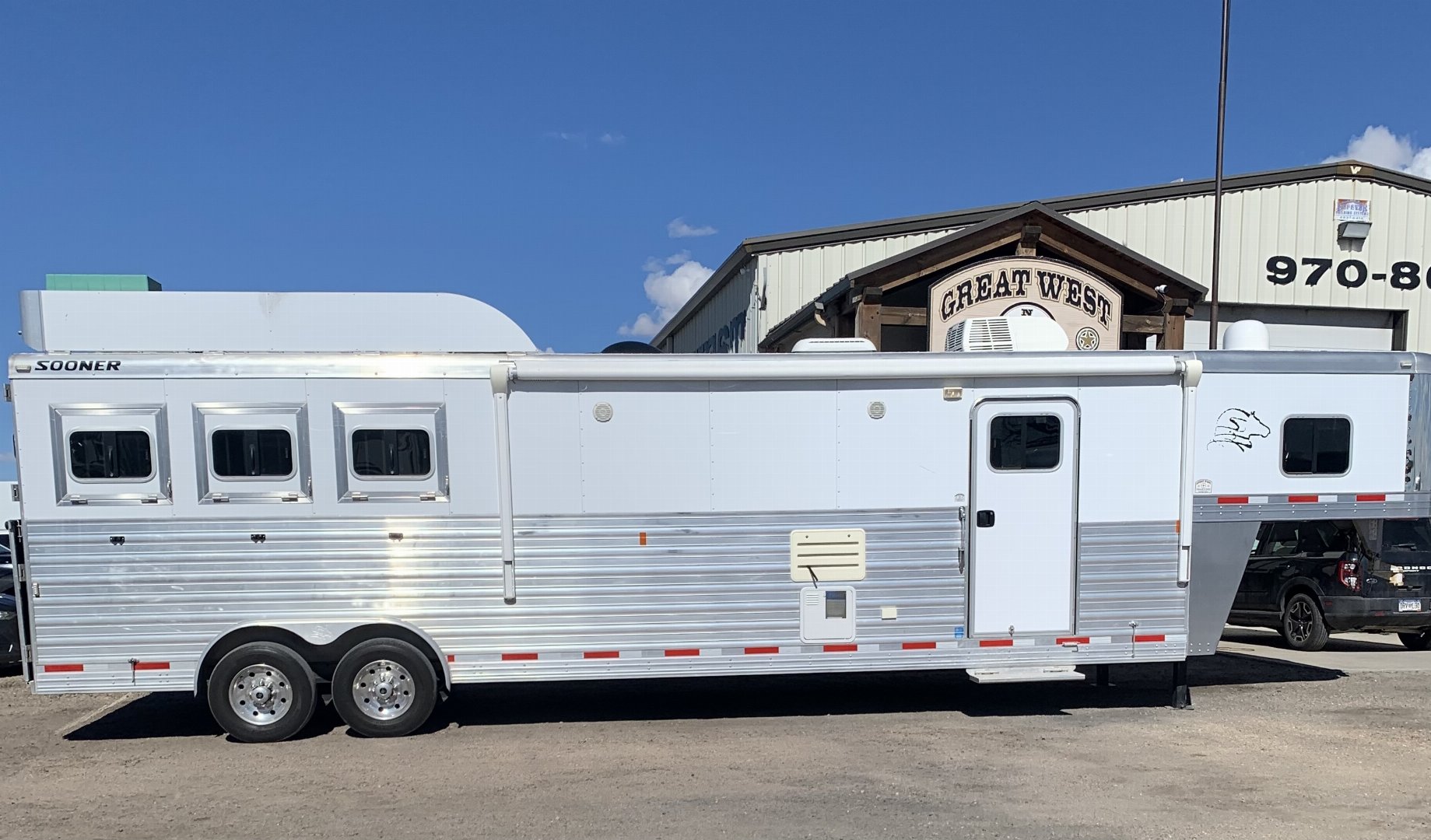 Used 2016 Sooner 8315 3 Horse Trailer | Fort Morgan Colorado