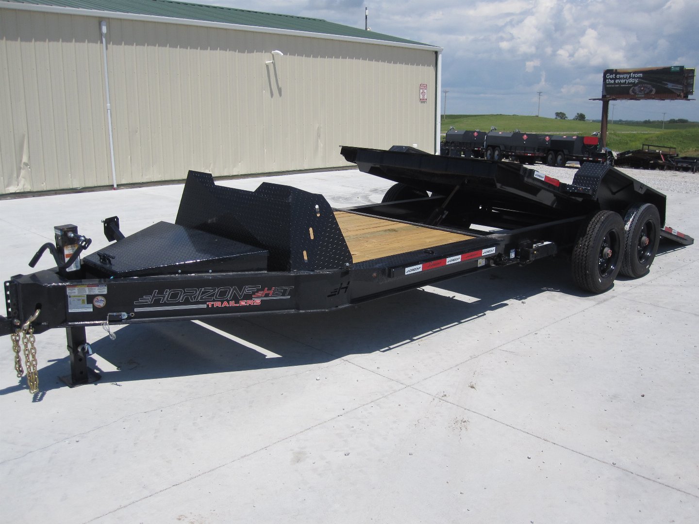 New 2025 Horizon Trailers 83x22 HET HD 21K Tilt Trailer | Palmyra Nebraska
