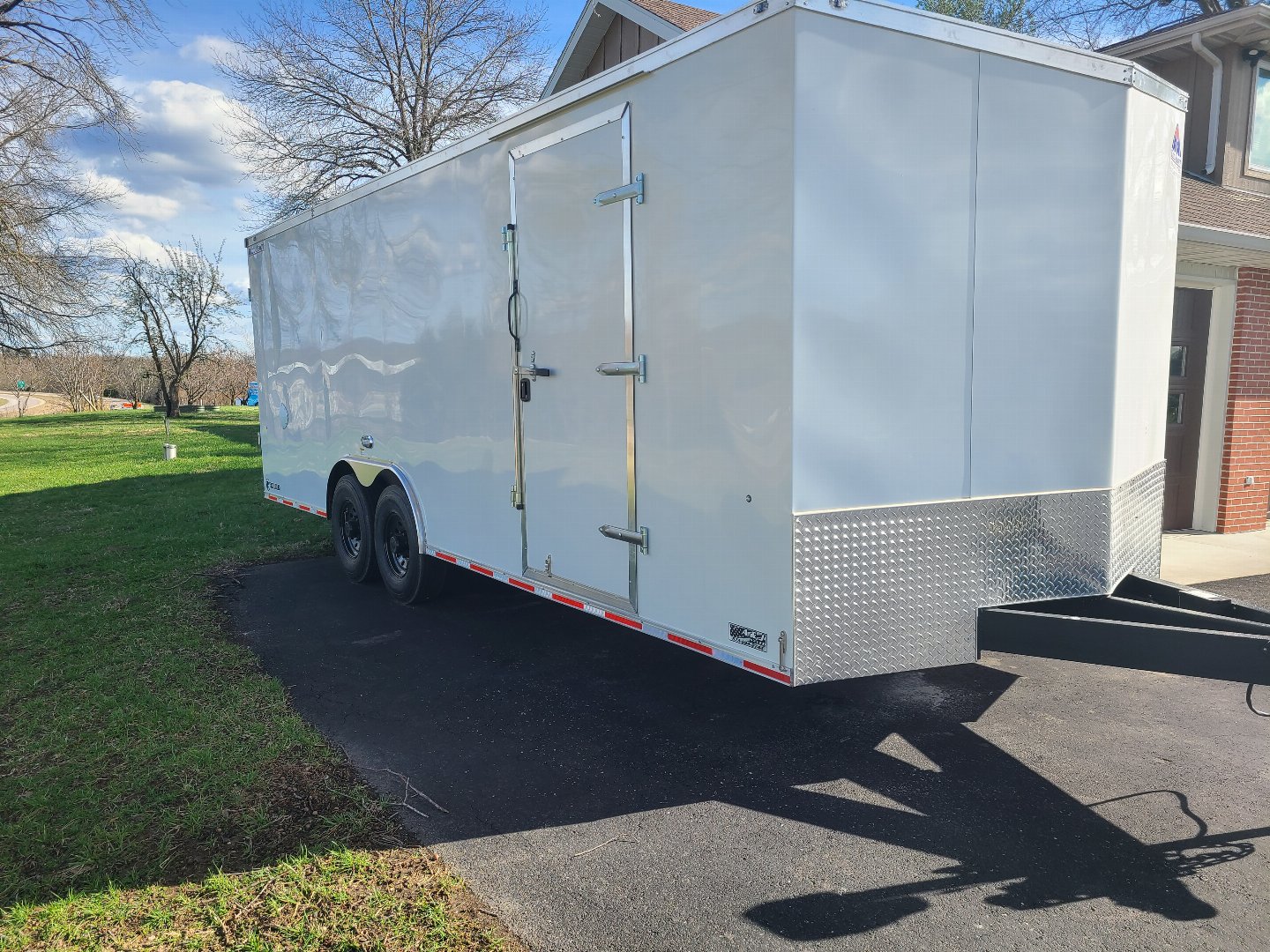 New Haul About 85 X 22 TANDEM, HD RAMP DOOR, .030 ALUMINUM | Jefferson ...