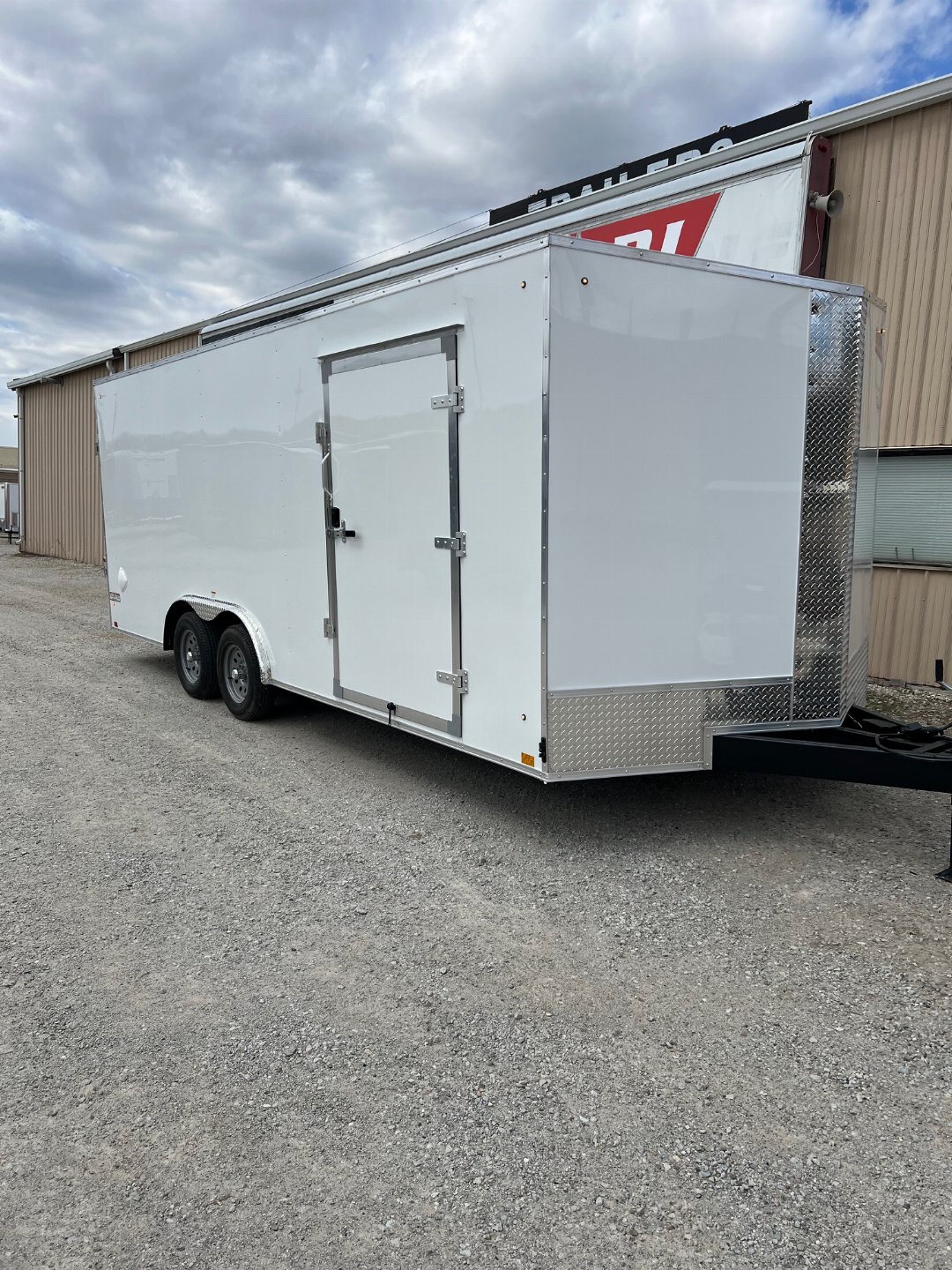 New 2026 Discovery Car Hauler ET 8.5X20 7K GVWR Enclosed Car Trailer ...