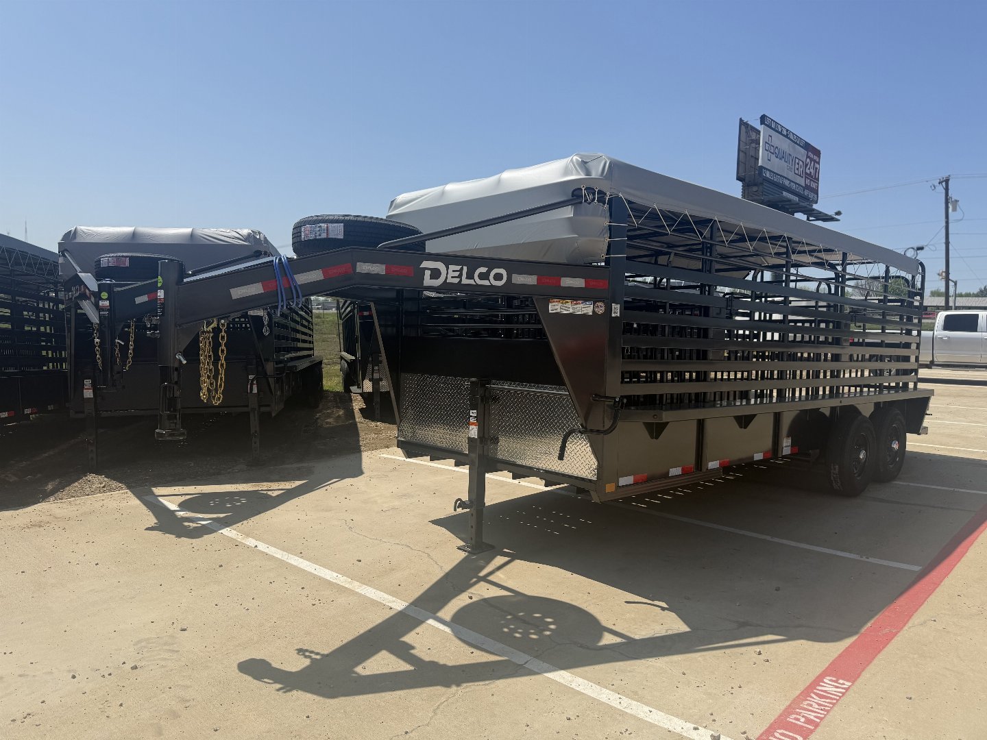 Delco Trailers - 271 Trailers in Paris, Texas