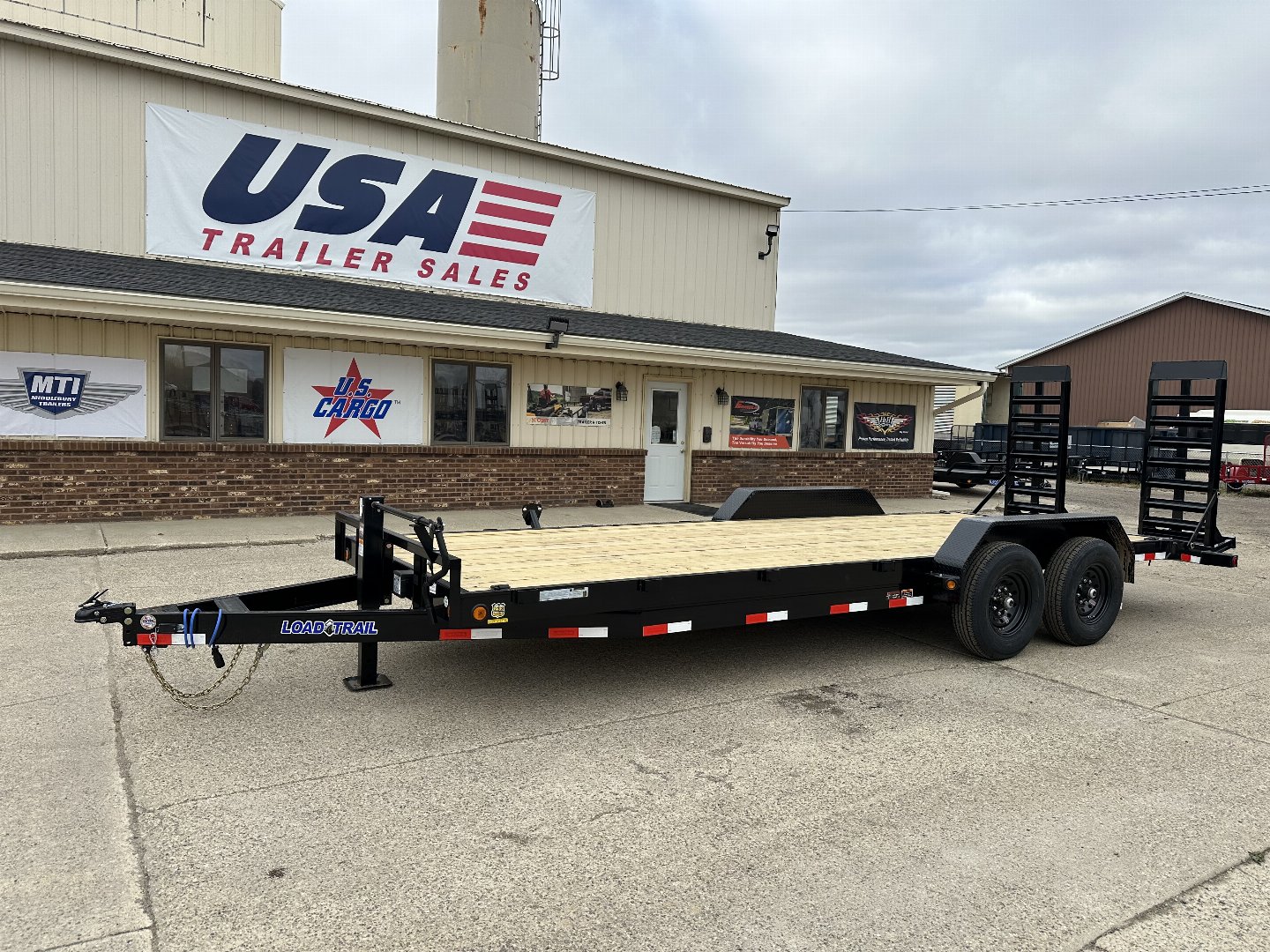 Equipment Trailers - USA Trailer Sales | Michigan's Trailer Dealer