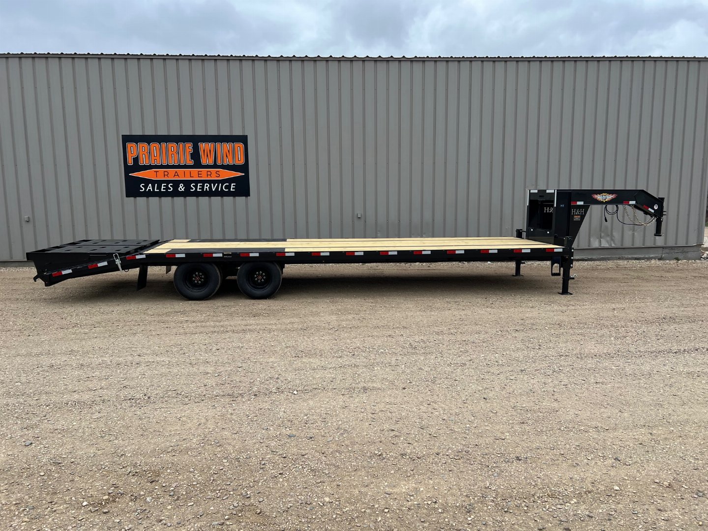 New 2025 H&H Trailers 30' Tandem Dual Gooseneck Flatbed Trailer ...