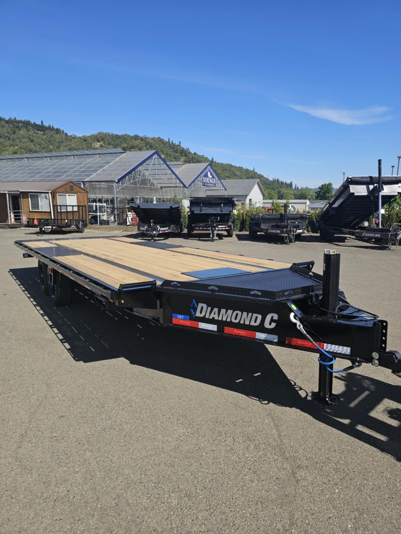 New 2025 DIAMOND C DECKOVER TILT 14K HD 22X102 EQUIPMENT TRAILER ONYX ...