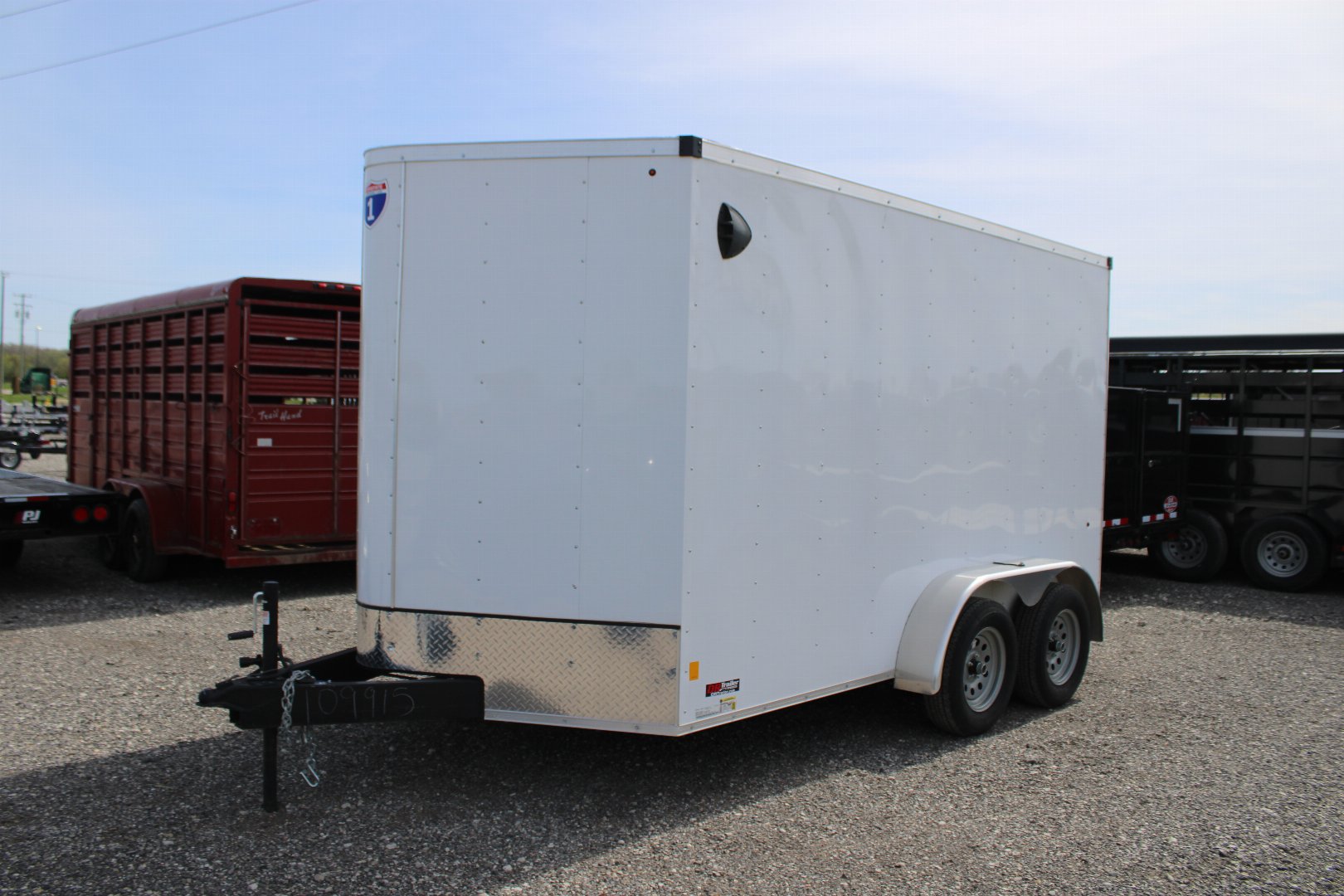 Interstate Trailers | DR Trailer - Trailer Dealer in Eastern MIchigan