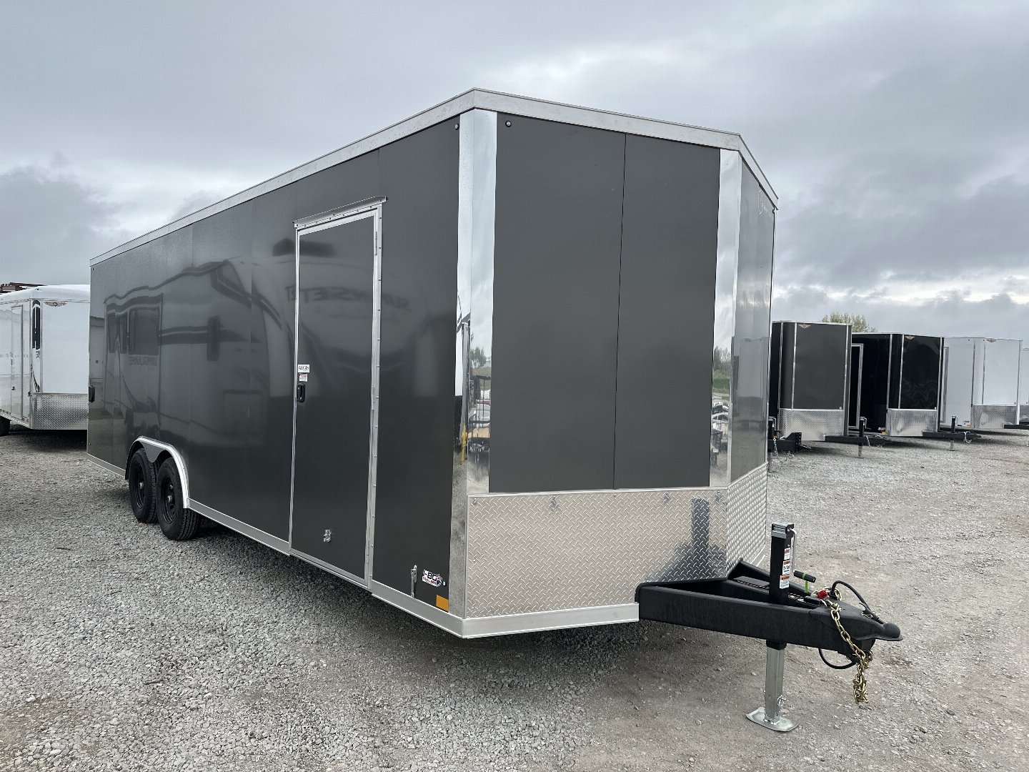 New 2025 Cross 8.5'x24' 10k Alpha Series Flat Top V-Nose Enclosed Cargo ...