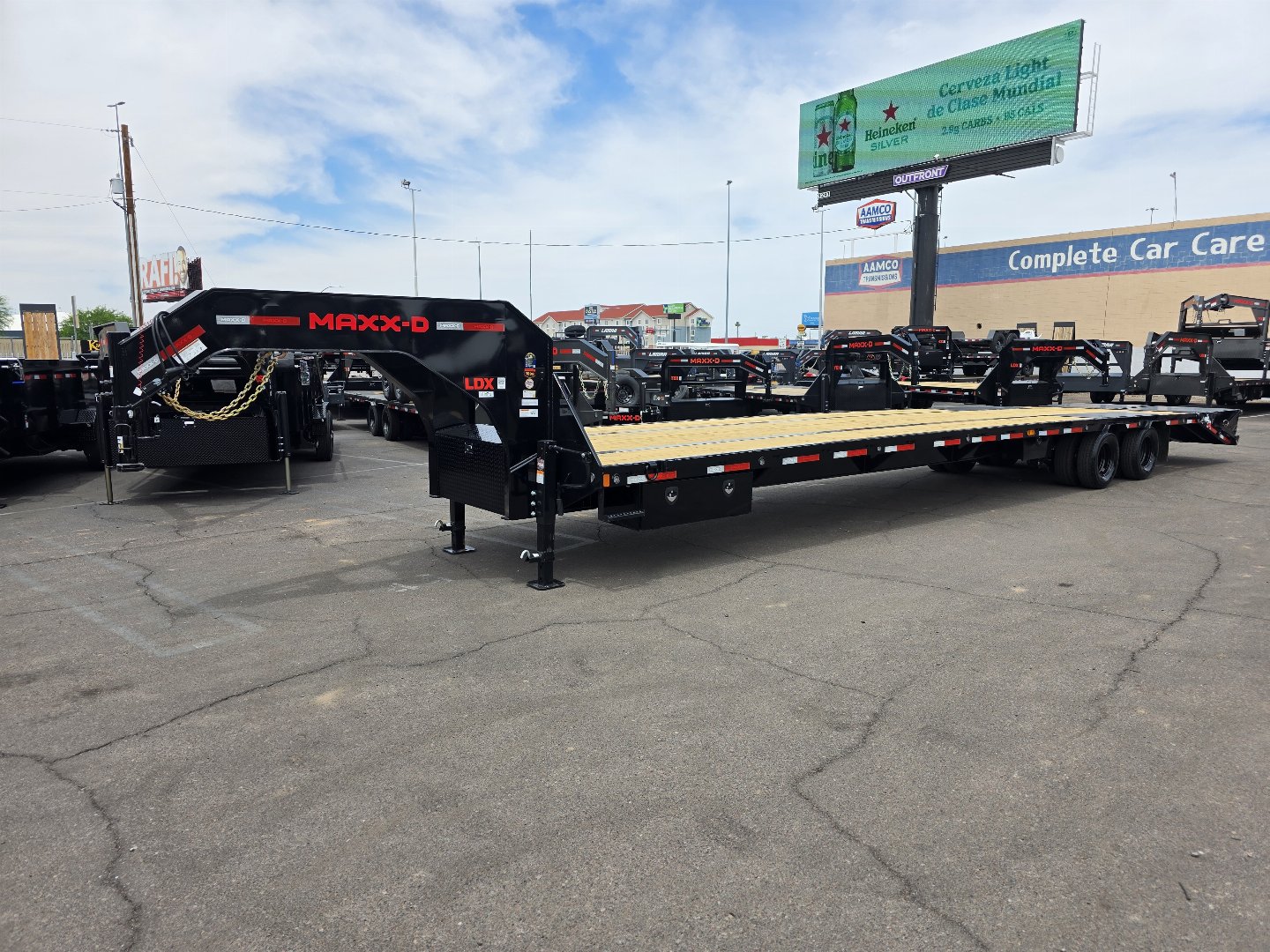 New 2025 Maxx-D Trailers LDX 40' Gooseneck Deckover 25.9K GVWR ...