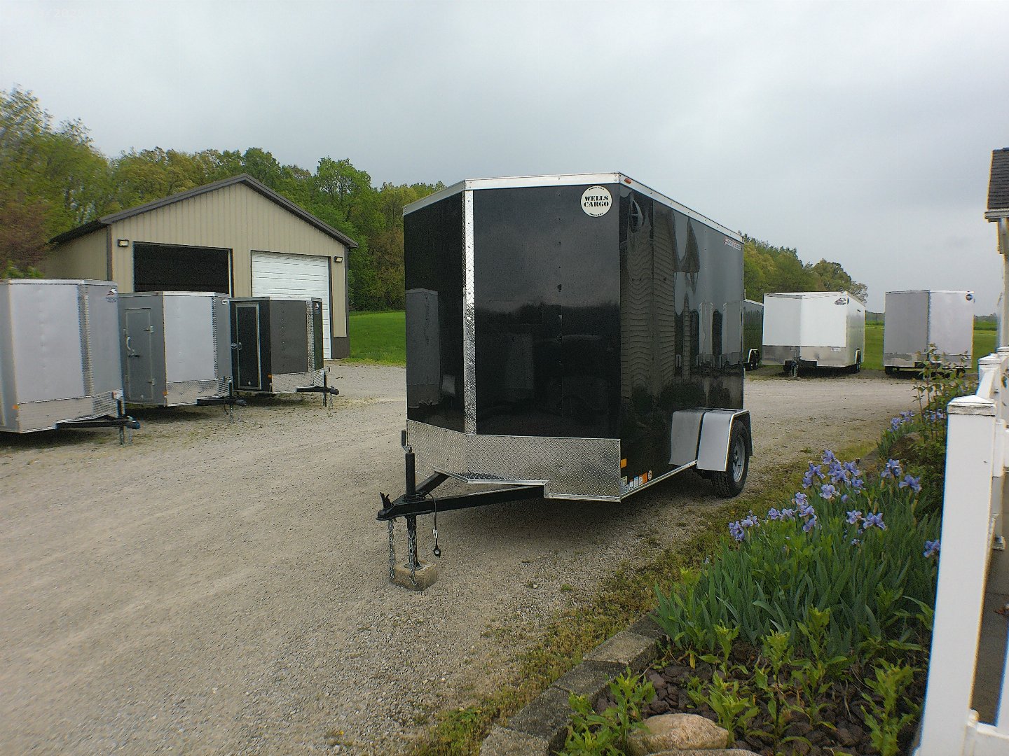 New 2025 Wells Cargo FastTrac 6x10 Deluxe Cargo / Enclosed Trailer ...