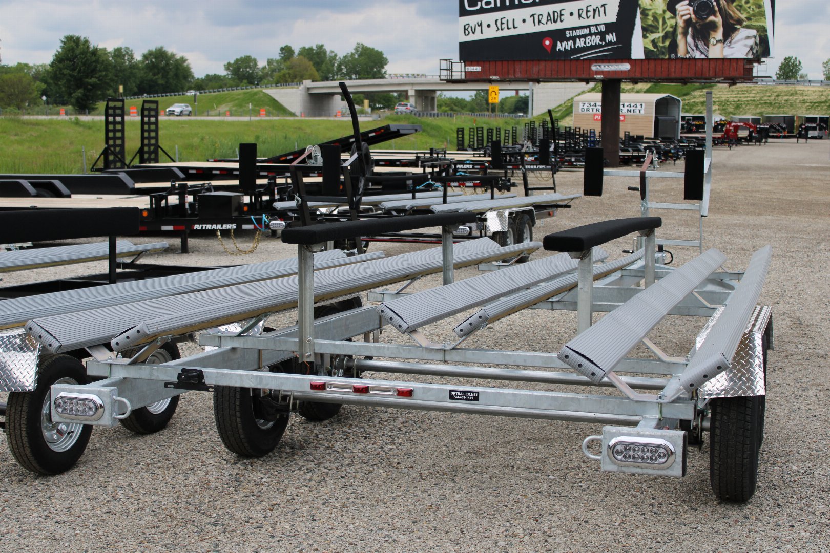 New 2025 Wolverine 24' TANDEM AXLE BUNK STYLE ALL PRON PONTOON TRAILER 47549 Boat Trailer ...