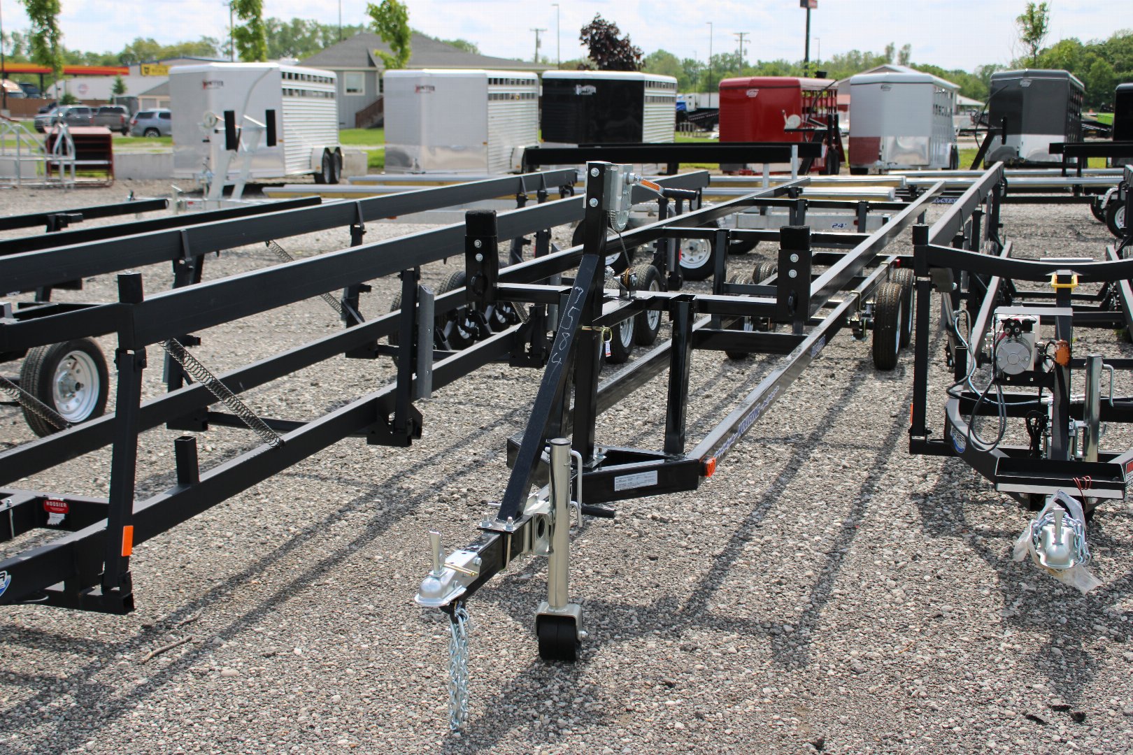 New 2025 Wolverine 24' TANDEM AXLE CRANK UP ALL STAR PONTOON TRAILER ...