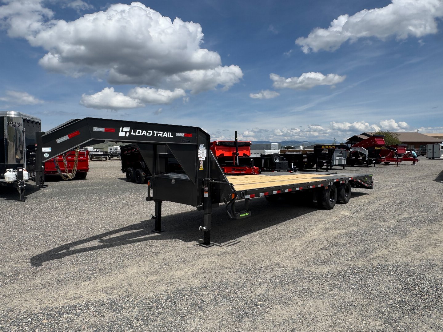 New 2025 Load Trail 28' GP Tandem Low Pro Flatbed GN | Three Forks Montana