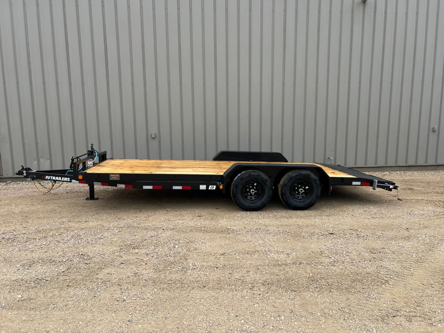 New 2026 PJ Trailers 18 CE Equipment Trailer | Humboldt South Dakota