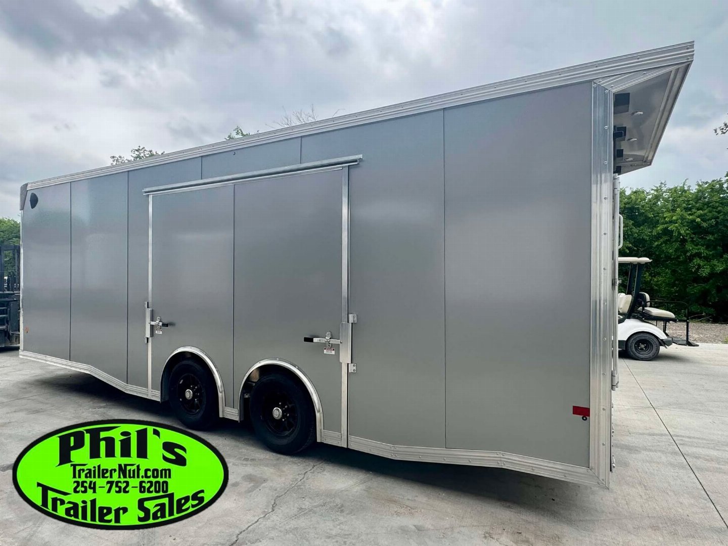 New 2025 CONTINENTAL CARGO NEW 85X24 ENCLOSED TRAILER RACE COMMERCIAL ...