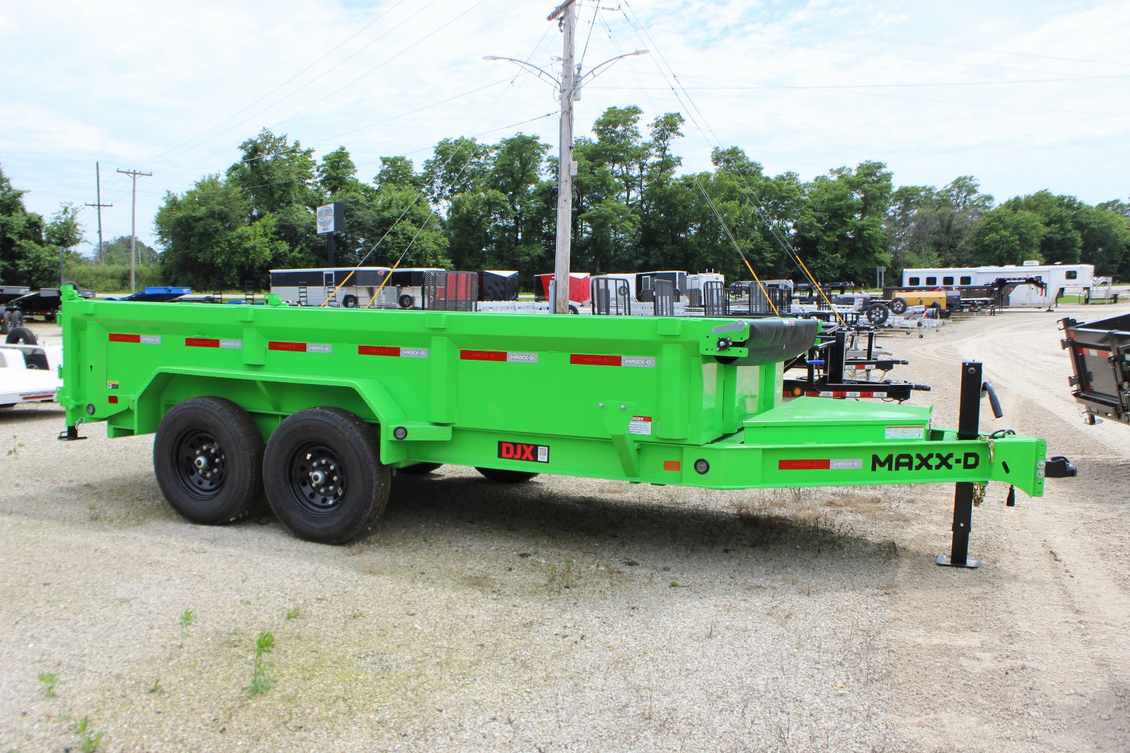 New 2026 MAXX-D DJX 14' BP Dump Trailer | Versailles Missouri