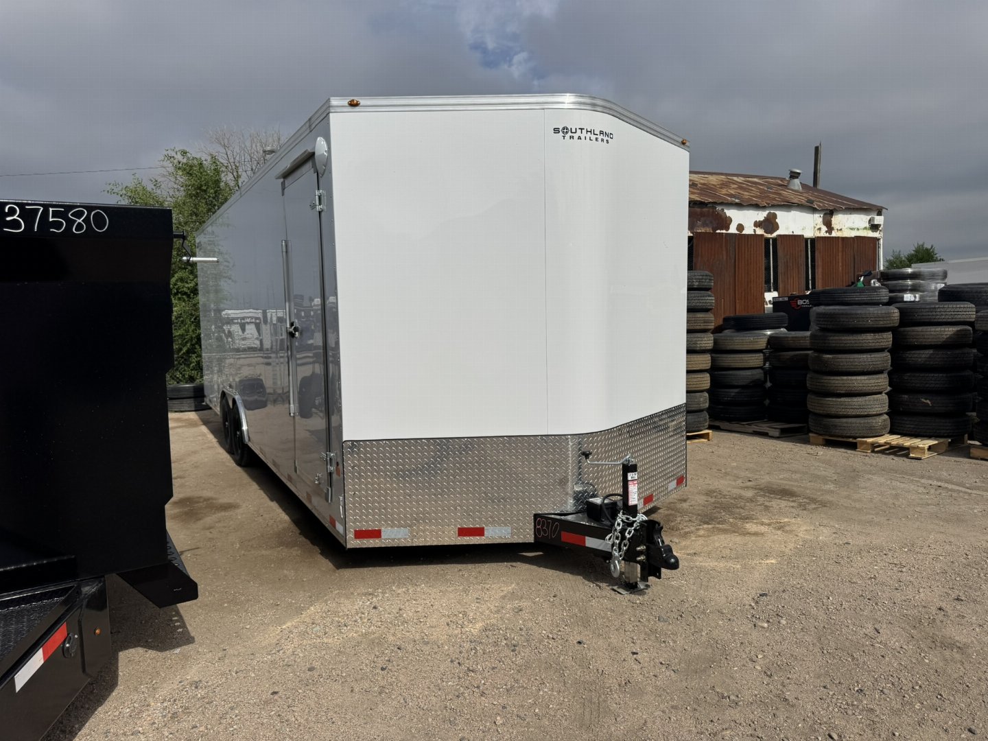 New 2026 Southland Trailers 8-24-1.5V Enclosed Car Hauler | Commerce ...