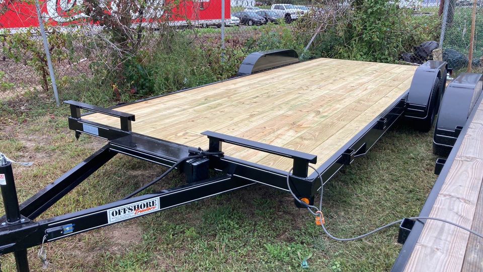 New 2023 P and T Trailers 20' wood deck Car Hauler | Marmora New Jersey