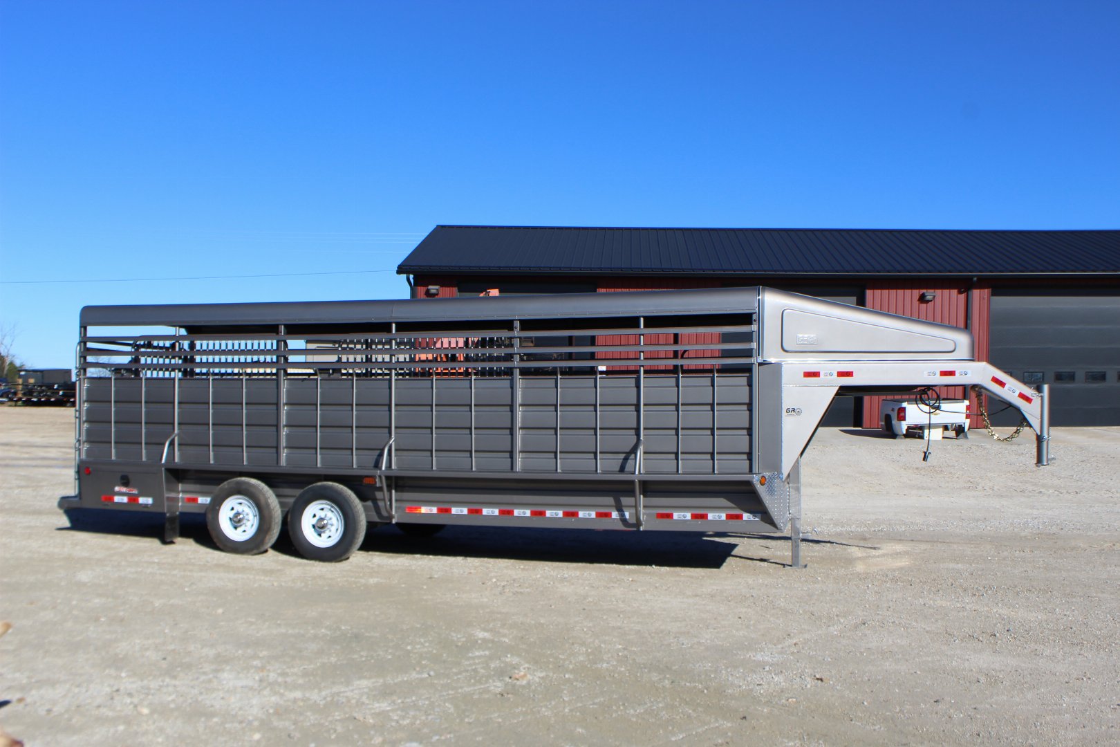 New 2025 GR TRAILERS 6.8' x 24' Gooseneck Livestock Trailer ...