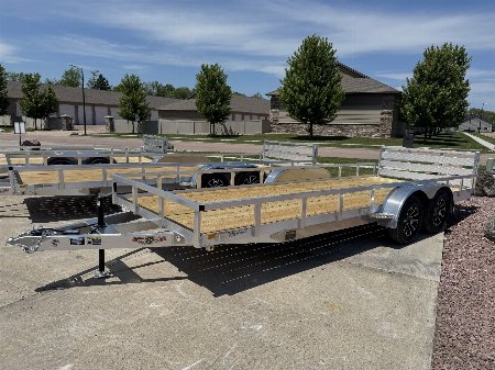 Home - Prairie Wind Trailers in Harrisburg, Humboldt and Elk Point, SD